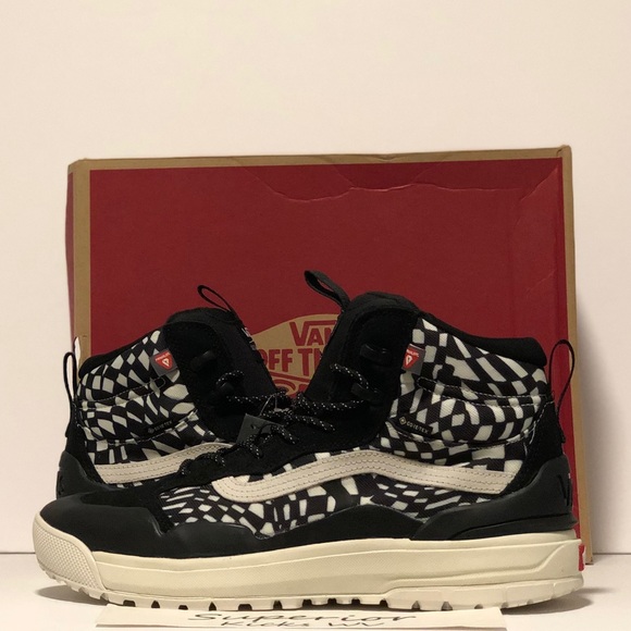 Vans | Shoes | Vans Ultrarange Exo Hi Goretex Mte2 Blackwarped Check ...